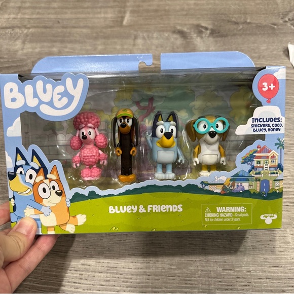 Bluey | Toys | Bluey Friends Snickers Coco Bluey Honey 25 Figure 4 Pack ...
